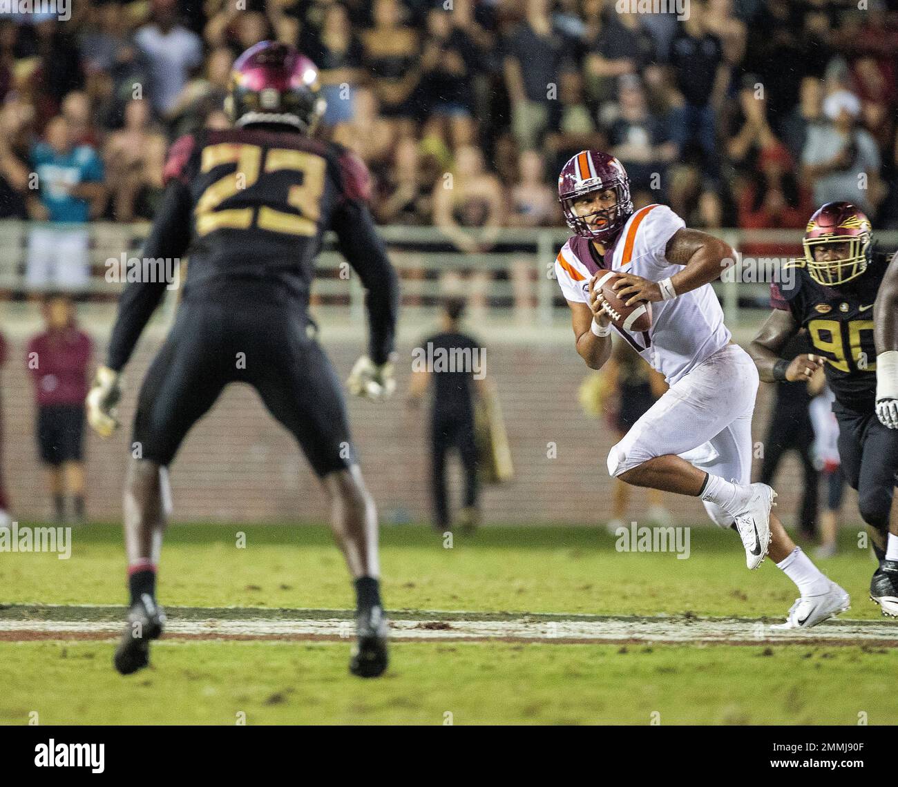 Virginia Tech quarterback Josh Jackson (17) looks down field as he ...