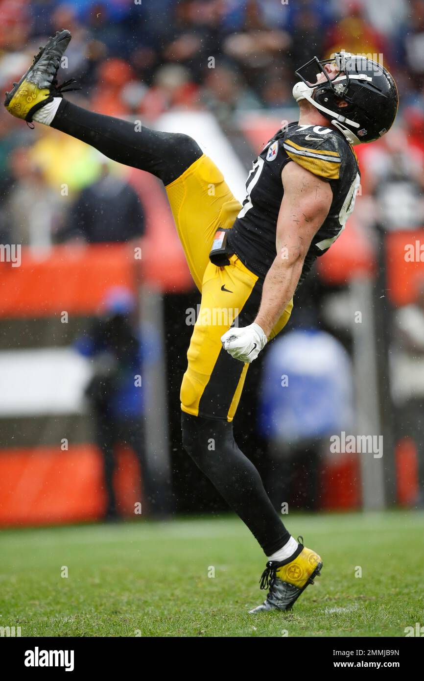 Pittsburgh Steelers linebacker T.J. Watt (90) reacts after a sack ...