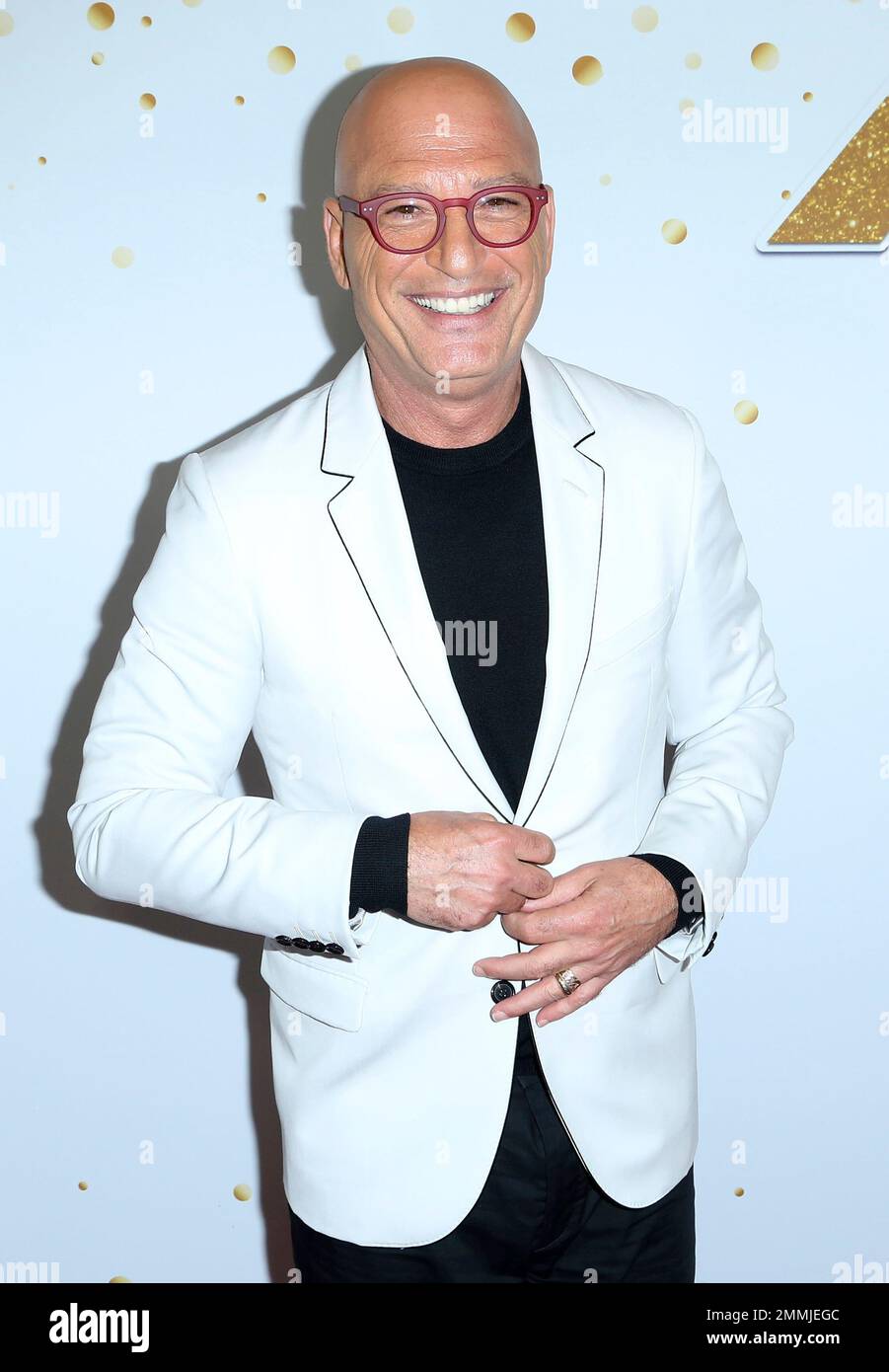 Howie Mandel arrives at the "America's Got Talent" Season 13 Week 5 red ...