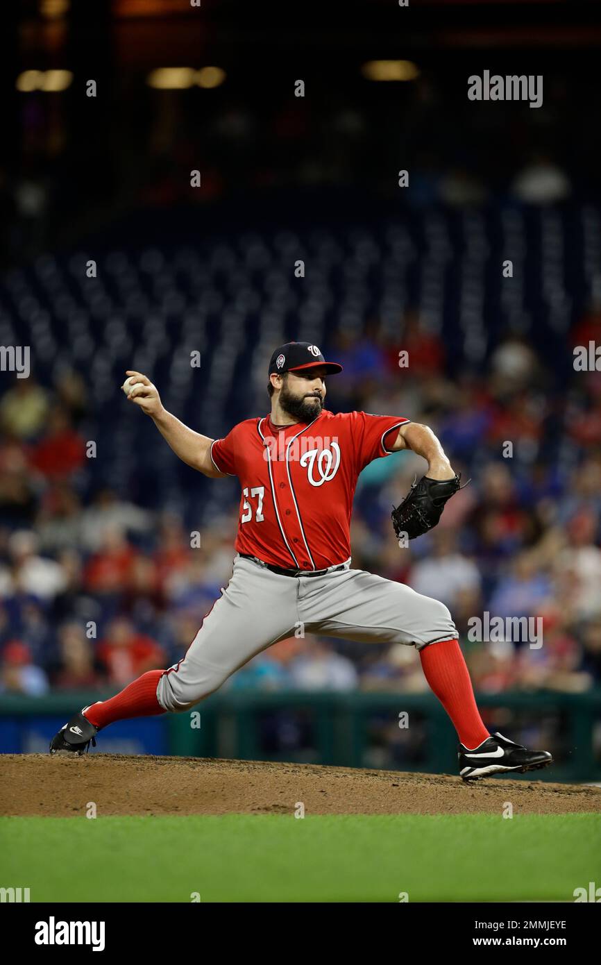 Washington Nationals' Tanner Roark in action during the second game of ...