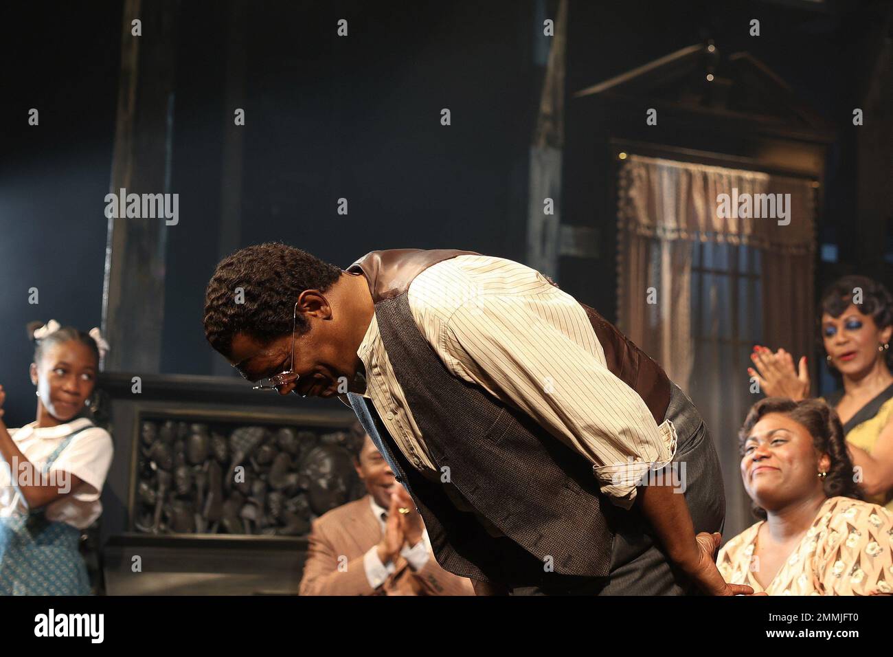 The piano lesson samuel l jackson hi-res stock photography and images ...