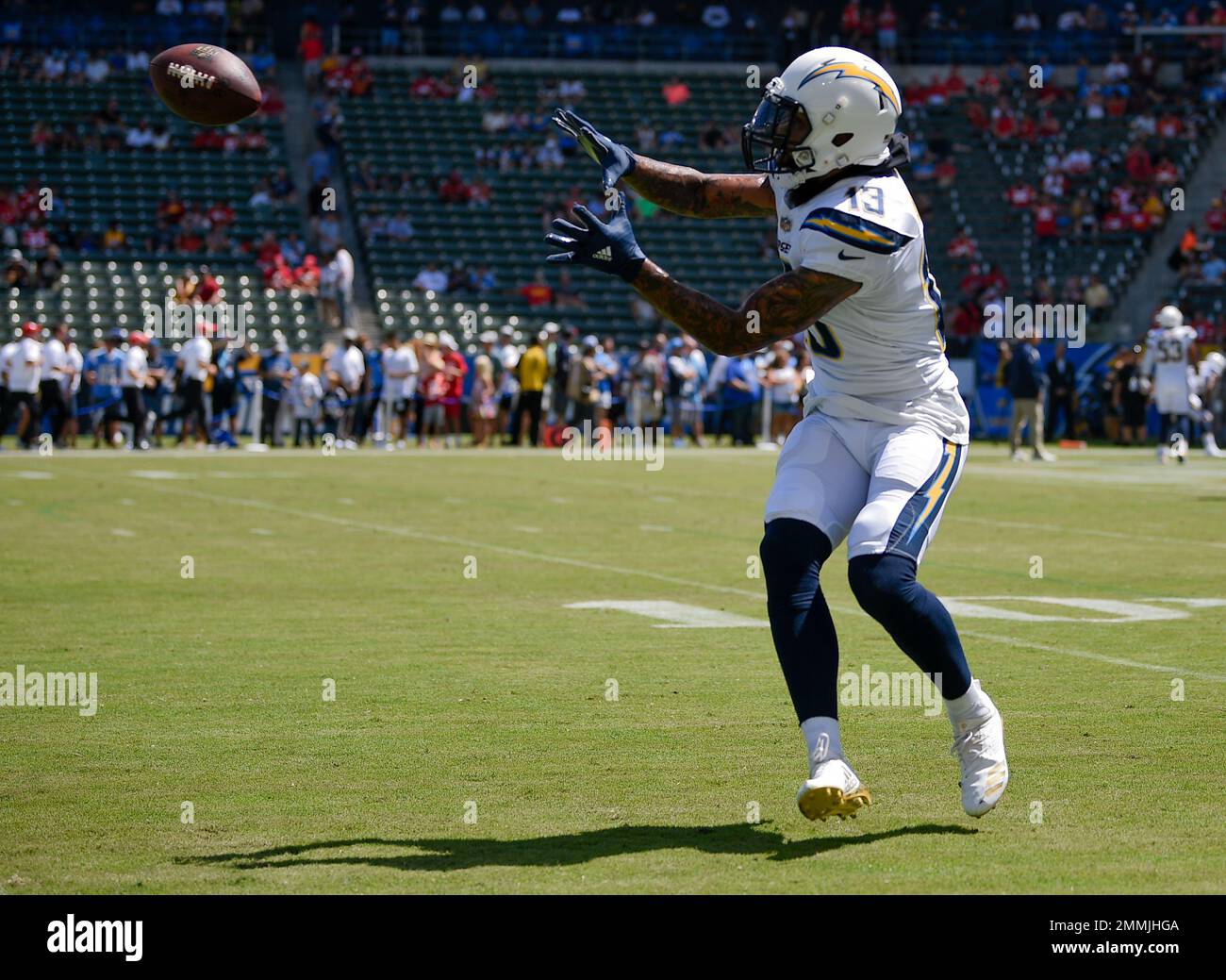 Los Angeles Chargers wide receiver Keenan Allen warms up prior to an ...