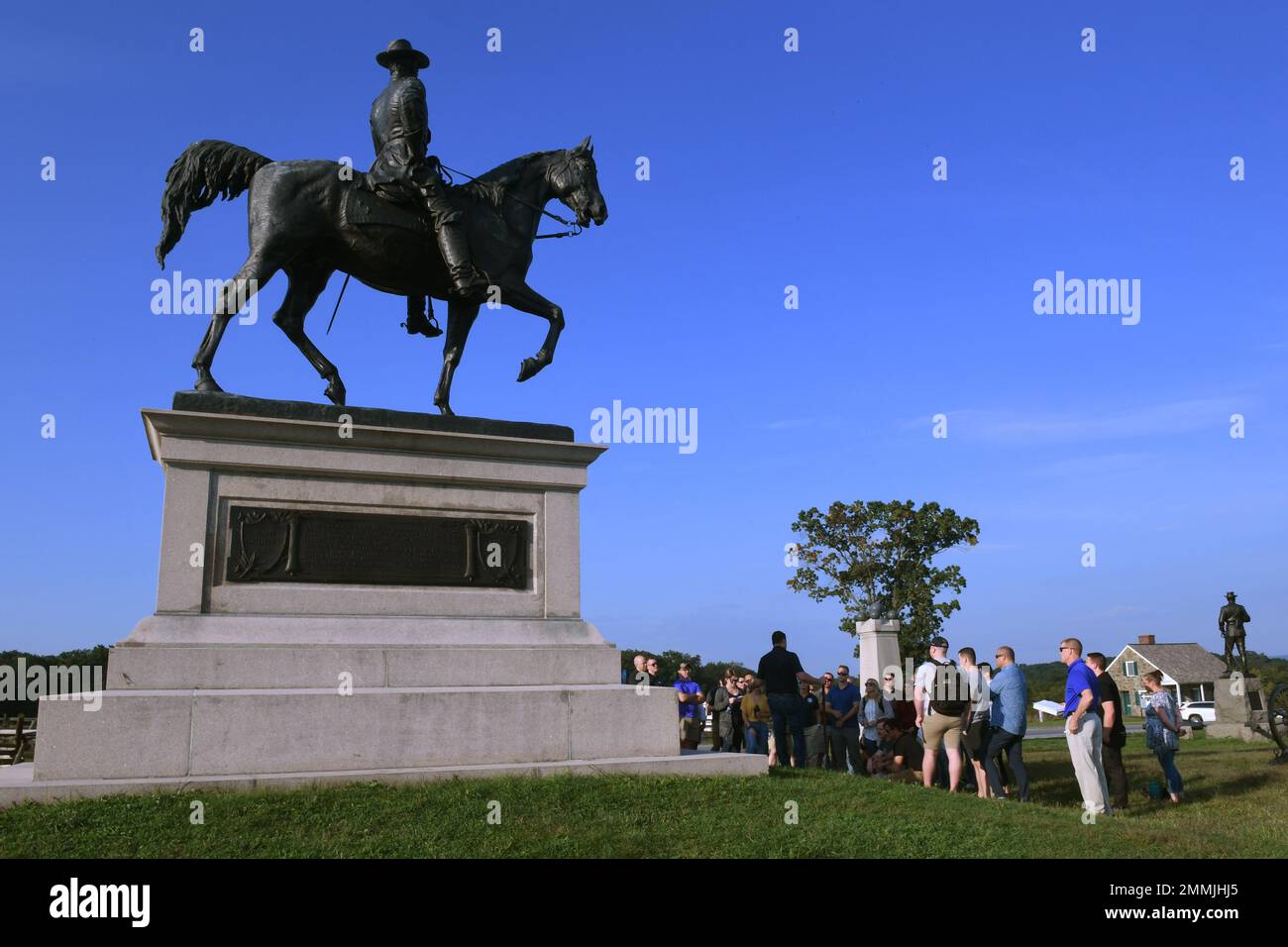 193rd Special Operations Wing Airmen huddle under the statue of Union ...