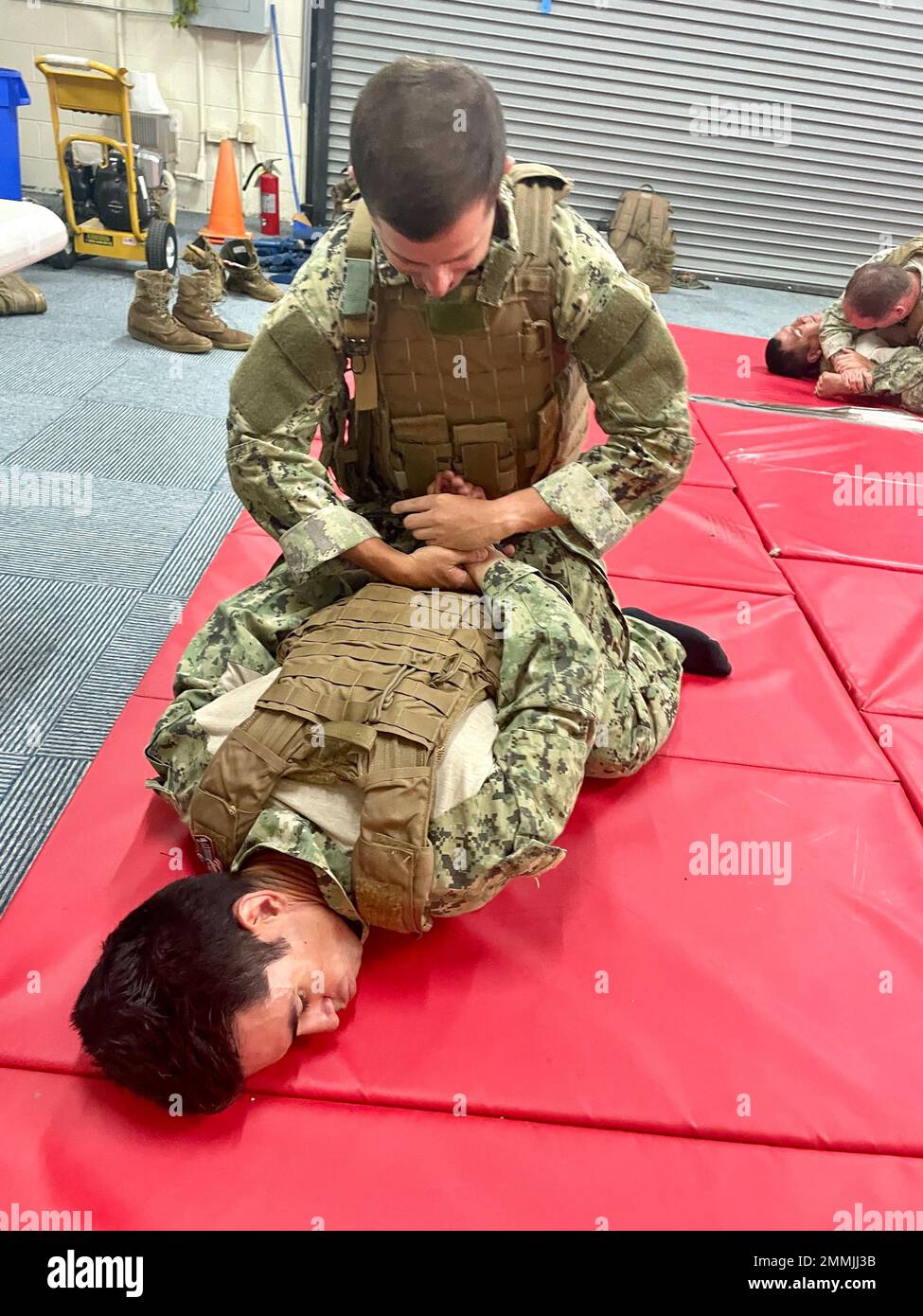 Detainee handling training hi-res stock photography and images - Alamy