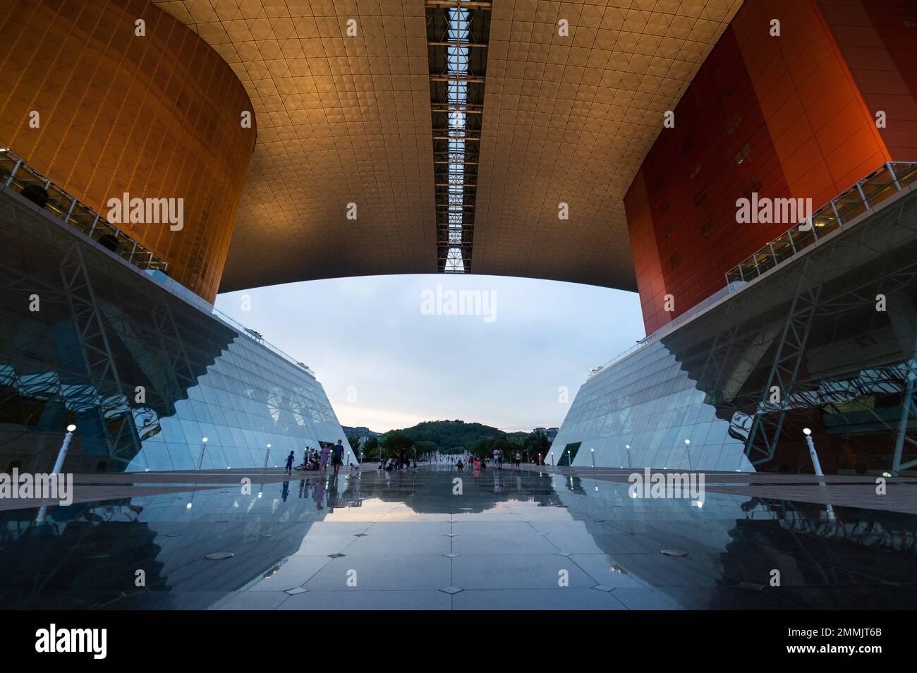 Shenzhen citizen square hi-res stock photography and images - Alamy