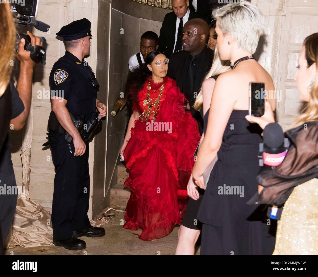 Cardi B, with a bump on her forehead, leaves after an altercation at ...