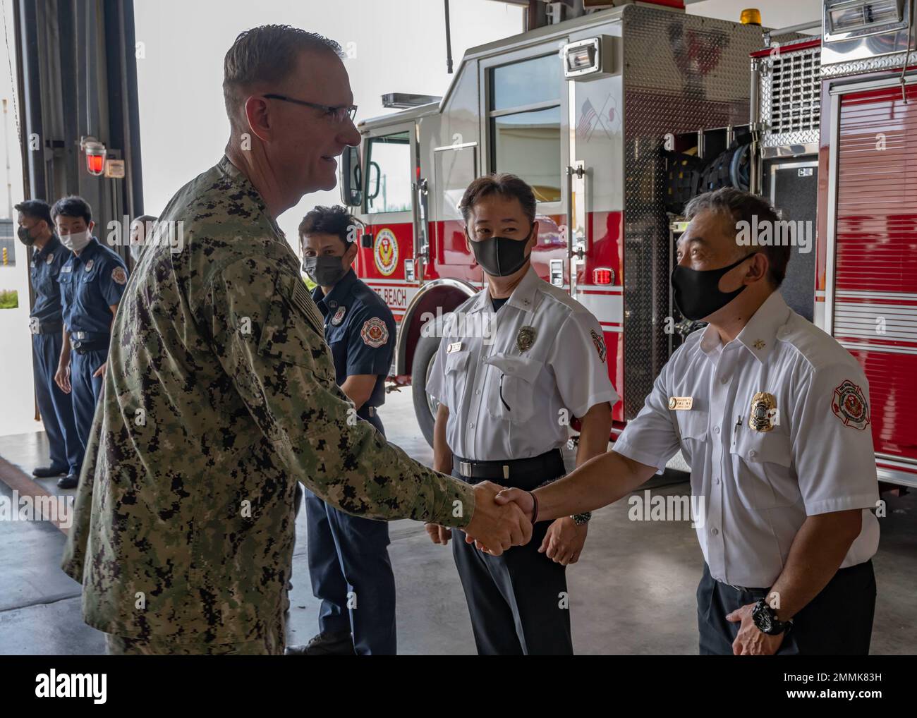 WHITE BEACH, Japan (Sept. 20, 2022) Vice Adm. Yancy Lindsey, Commander ...