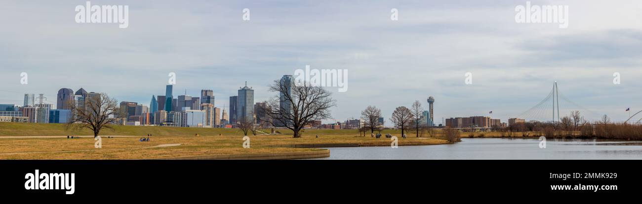 Dallas skyline viewed from Trammell Crow Park in Dallas, Texas Stock ...