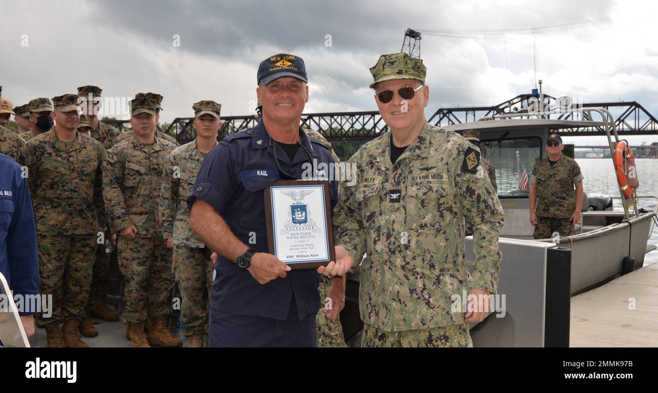 New York Naval Militia Chief Petty Officer Bill Kaul receives the ...