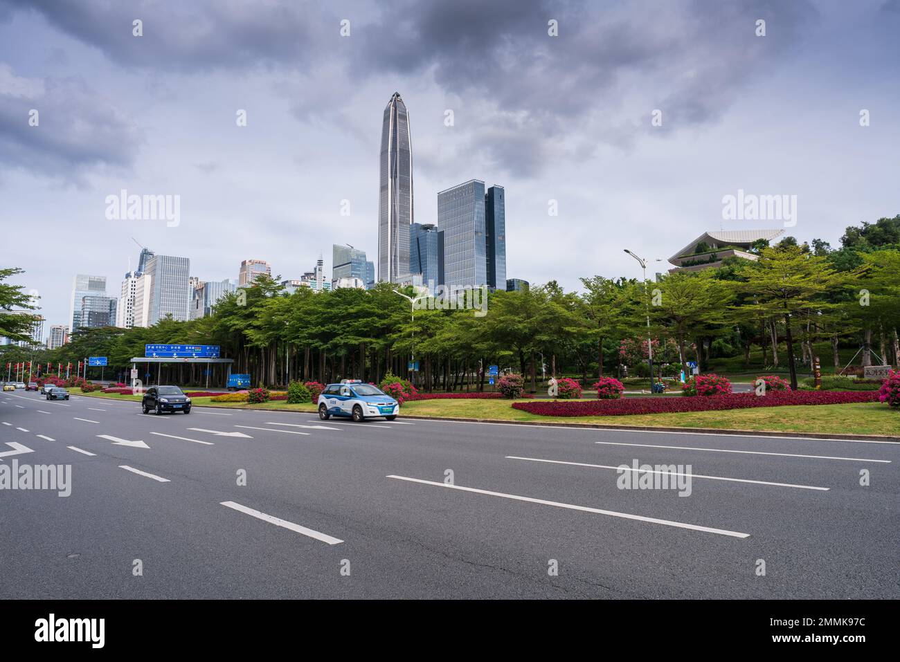 Shenzhen pingan financial center Stock Photo - Alamy