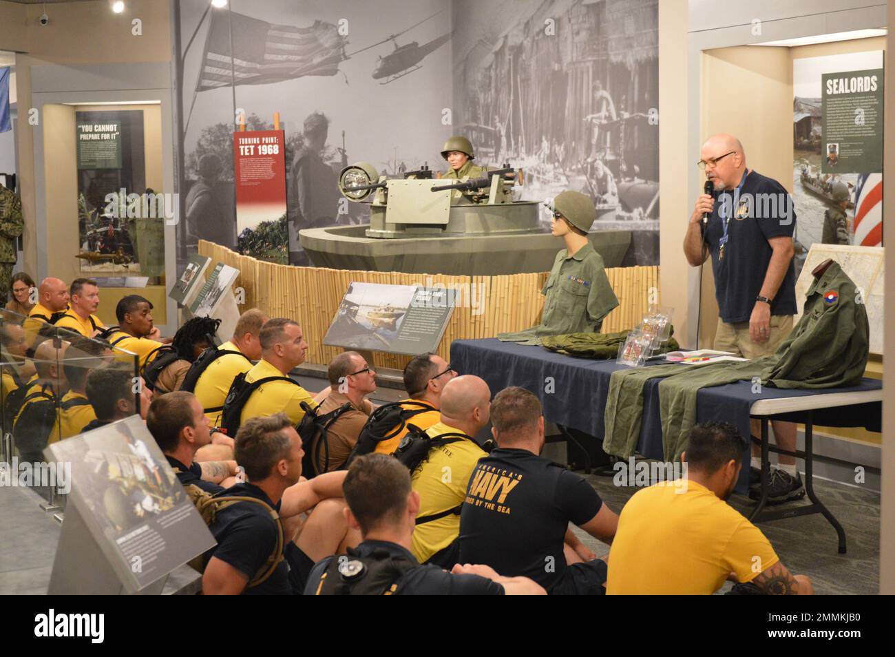 Norfolk (September 21, 2022) Chief Petty Officer selectees from various ...