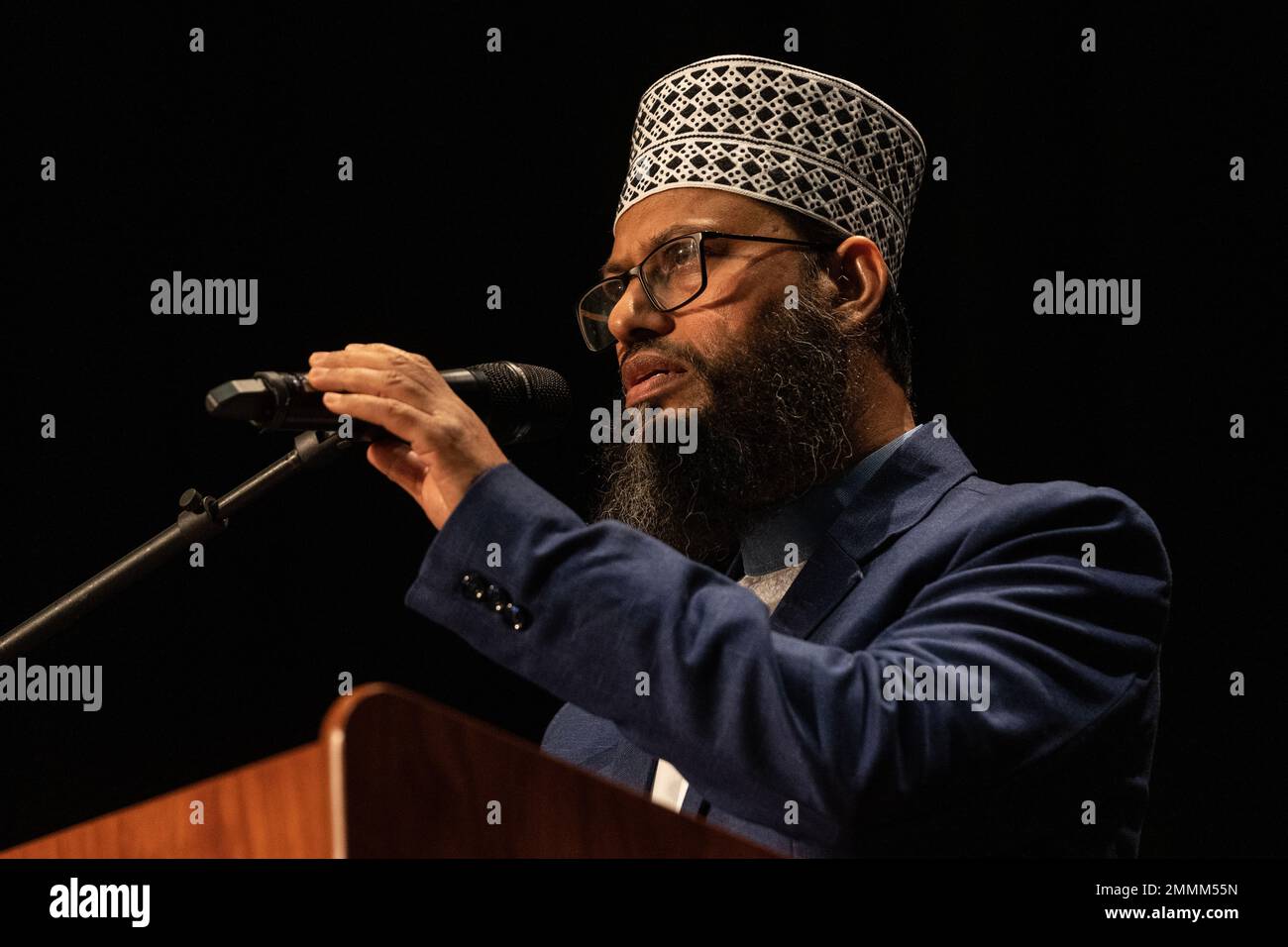 Muslim congressman hi-res stock photography and images - Alamy