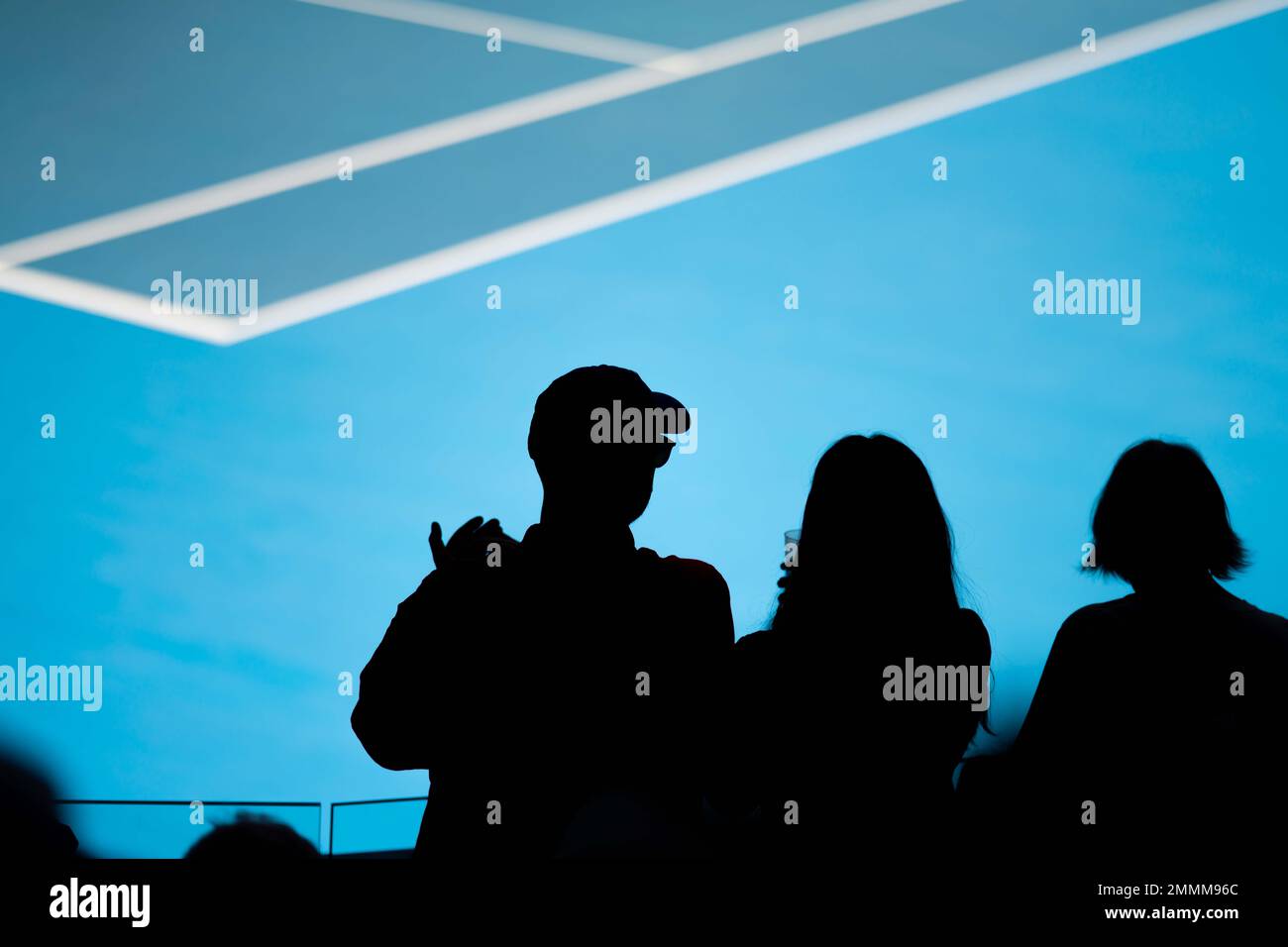 Tennis crowd drinking hi-res stock photography and images - Alamy