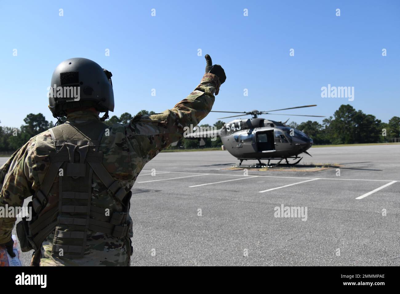 Aviators participate in a hurricane preparedness exercise on Fort ...