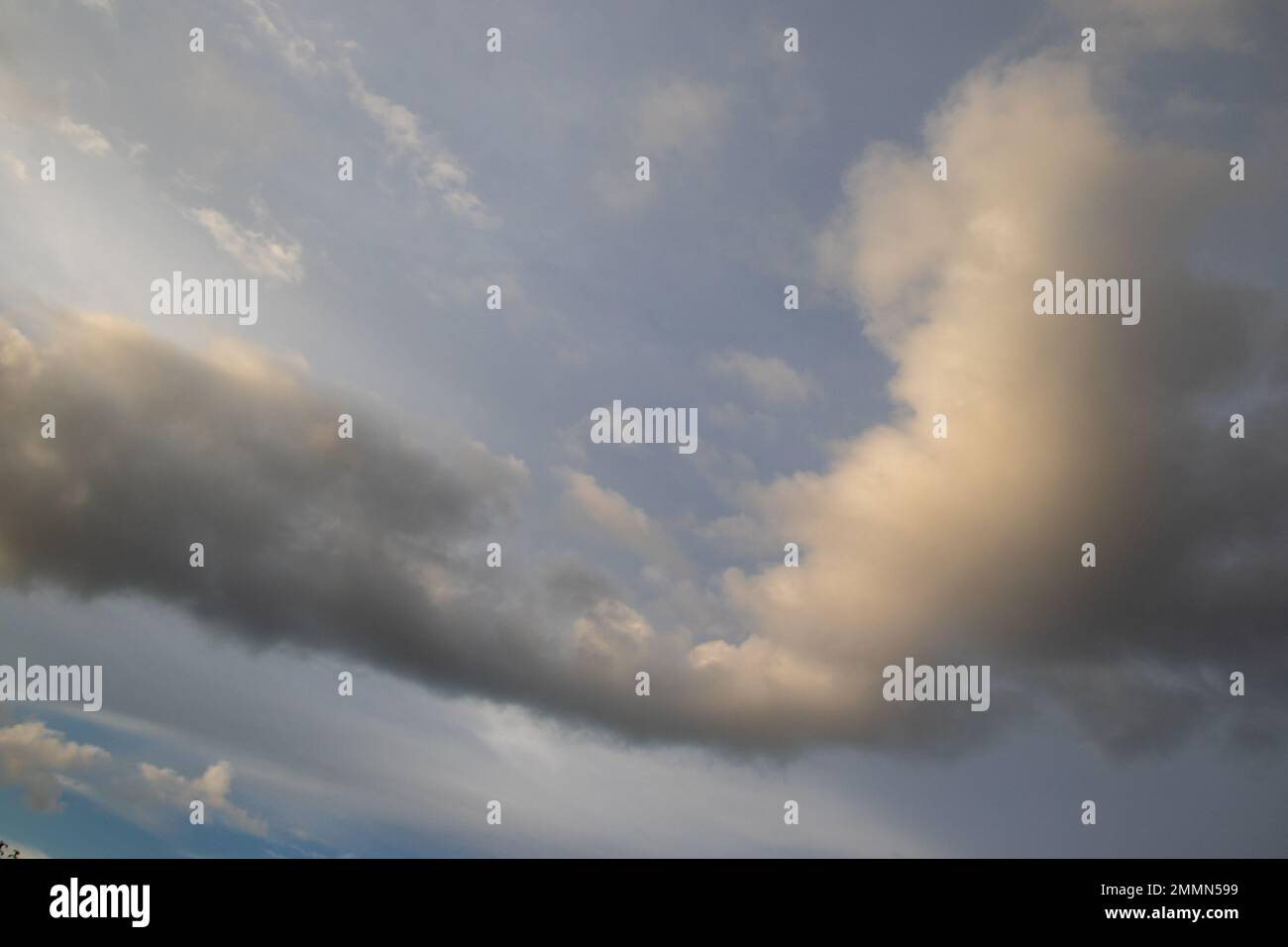 Cloud formation in the shape of an arrow Stock Photo - Alamy