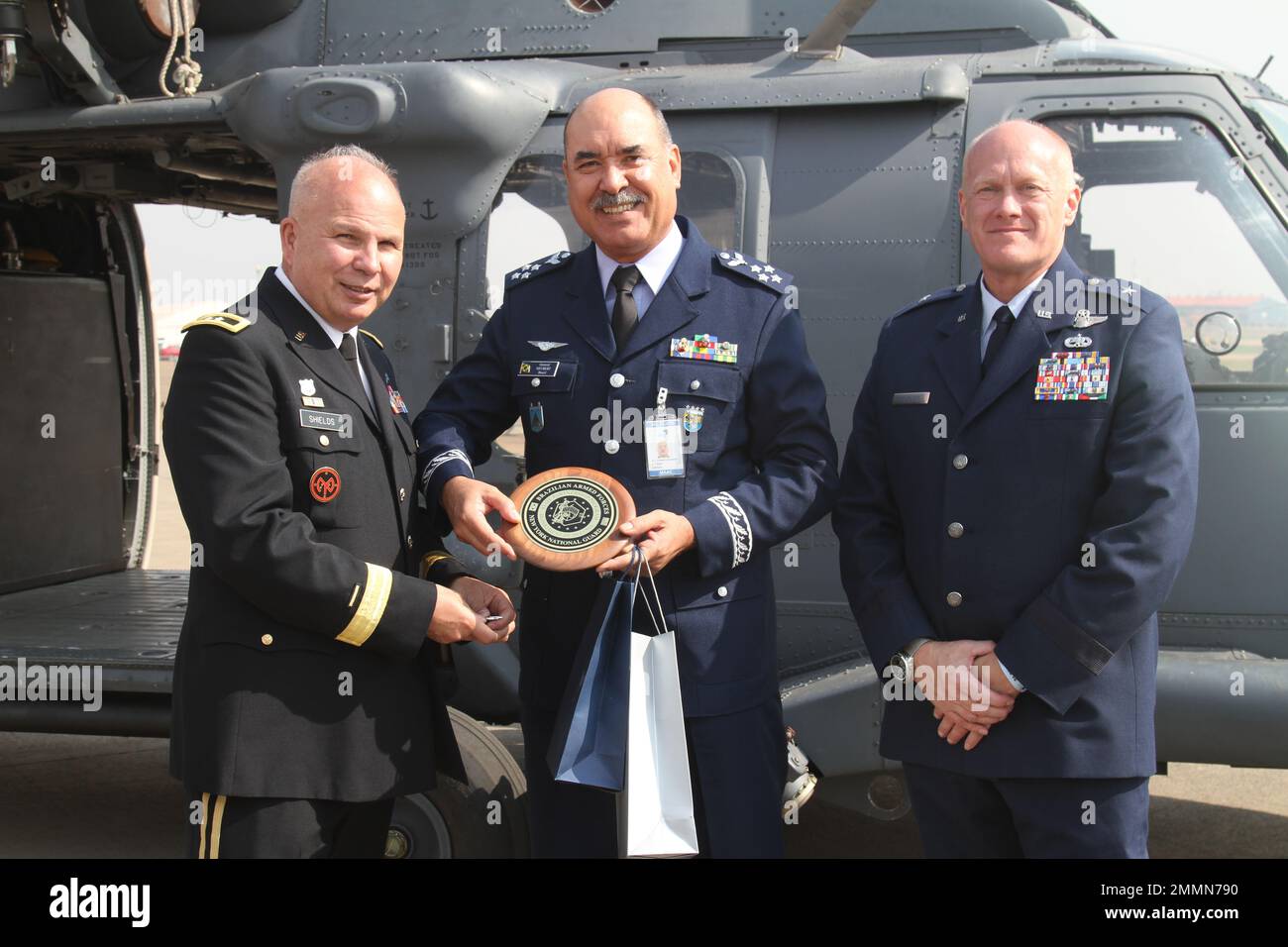 Commander brazilian army hi-res stock photography and images - Alamy