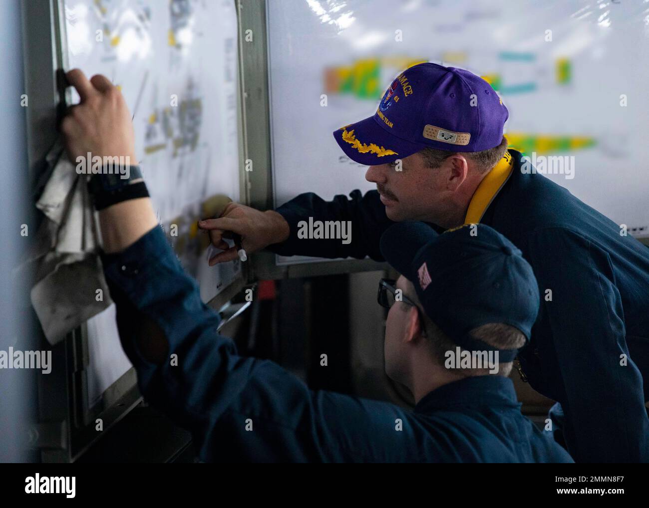 220921-N-NQ285-1885 ATLANTIC OCEAN (Sept. 21, 2022) Cmdr. Timothy Yuhas ...