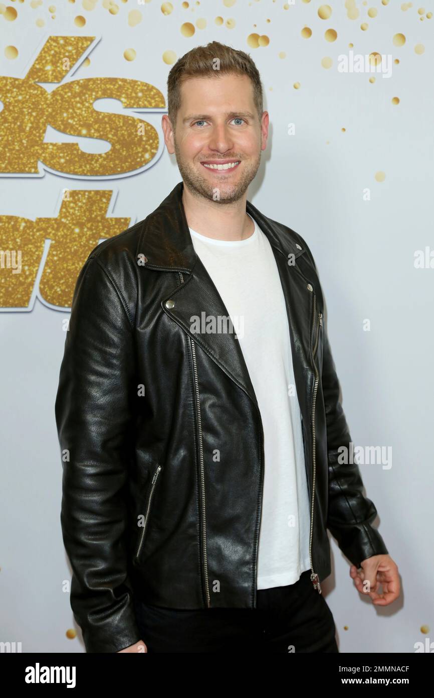 Magician Rob Lake arrives at the "America's Got Talent" Season 13 Week ...