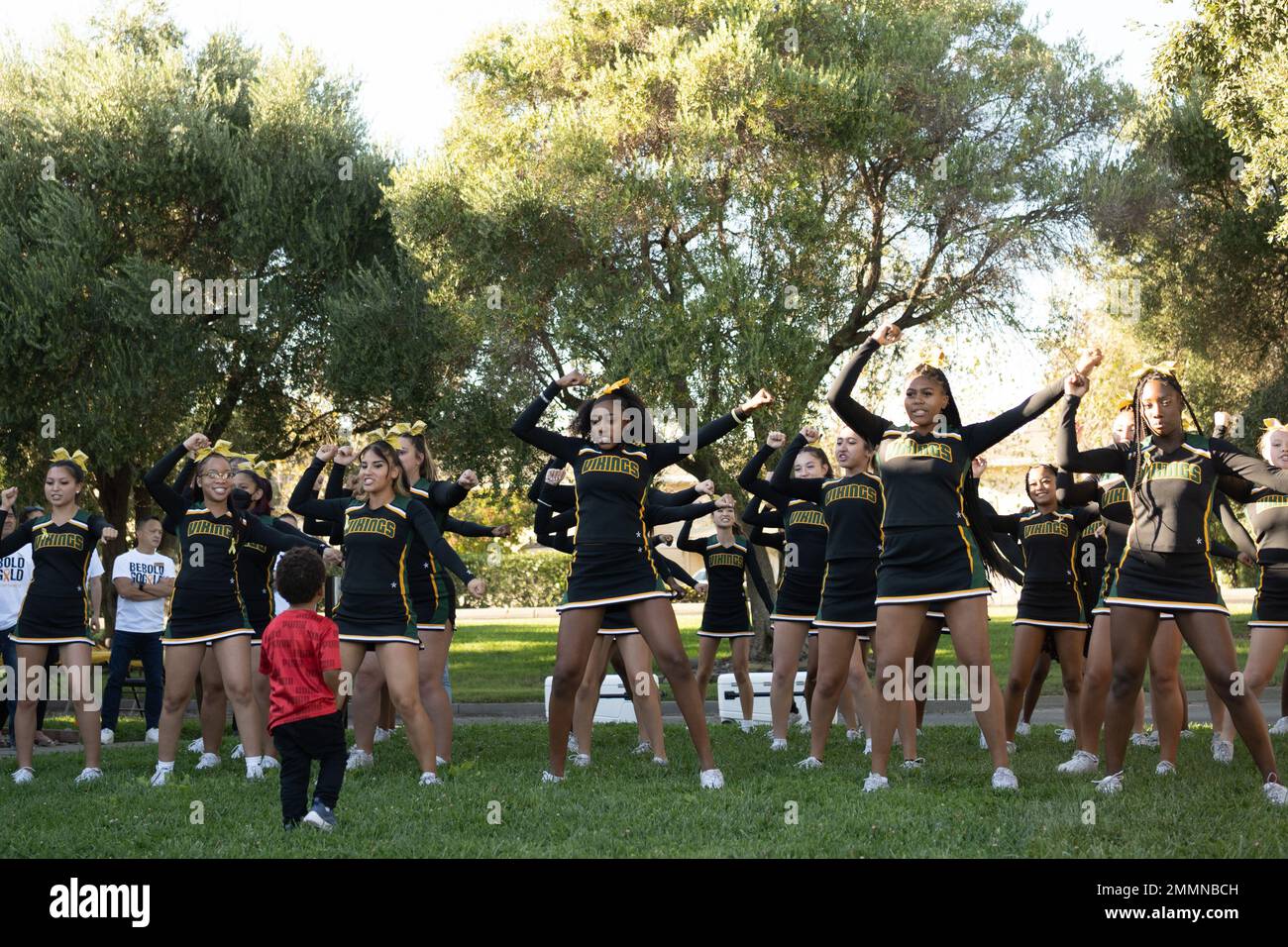 Vanden High School students, some Team Travis family members, cheer ...