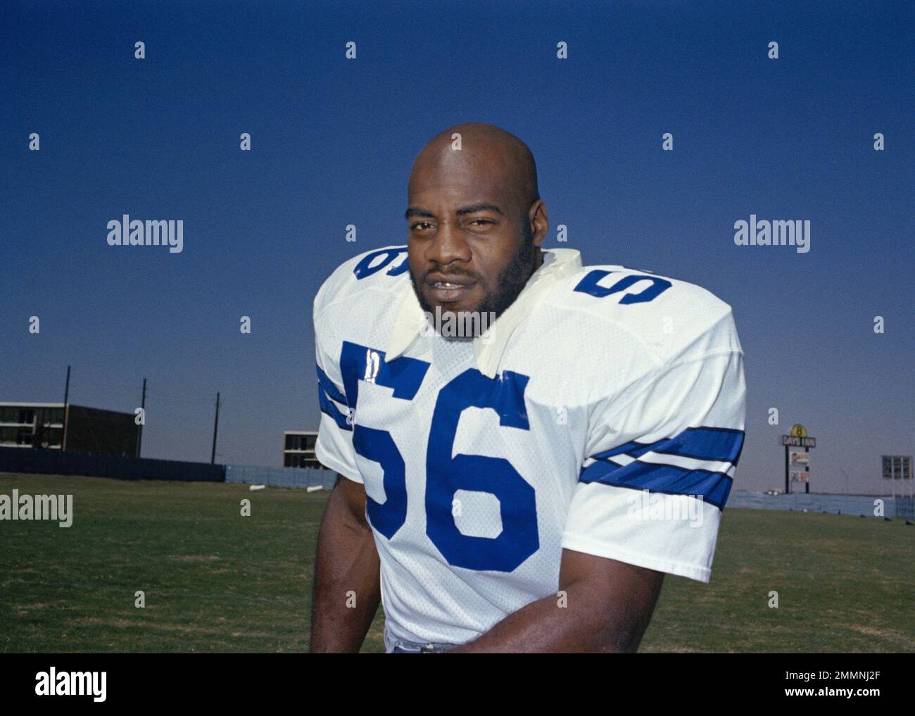 Linebacker for the Dallas Cowboys Rodrigo Barnes is pictured, 1974. (AP ...