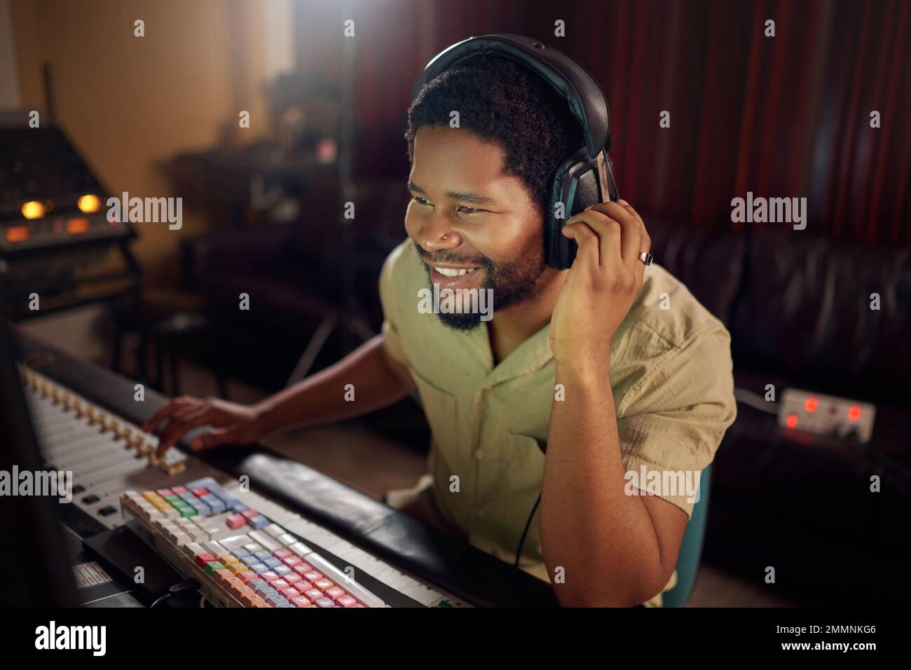 Male radio presenter playing hi-res stock photography and images - Alamy