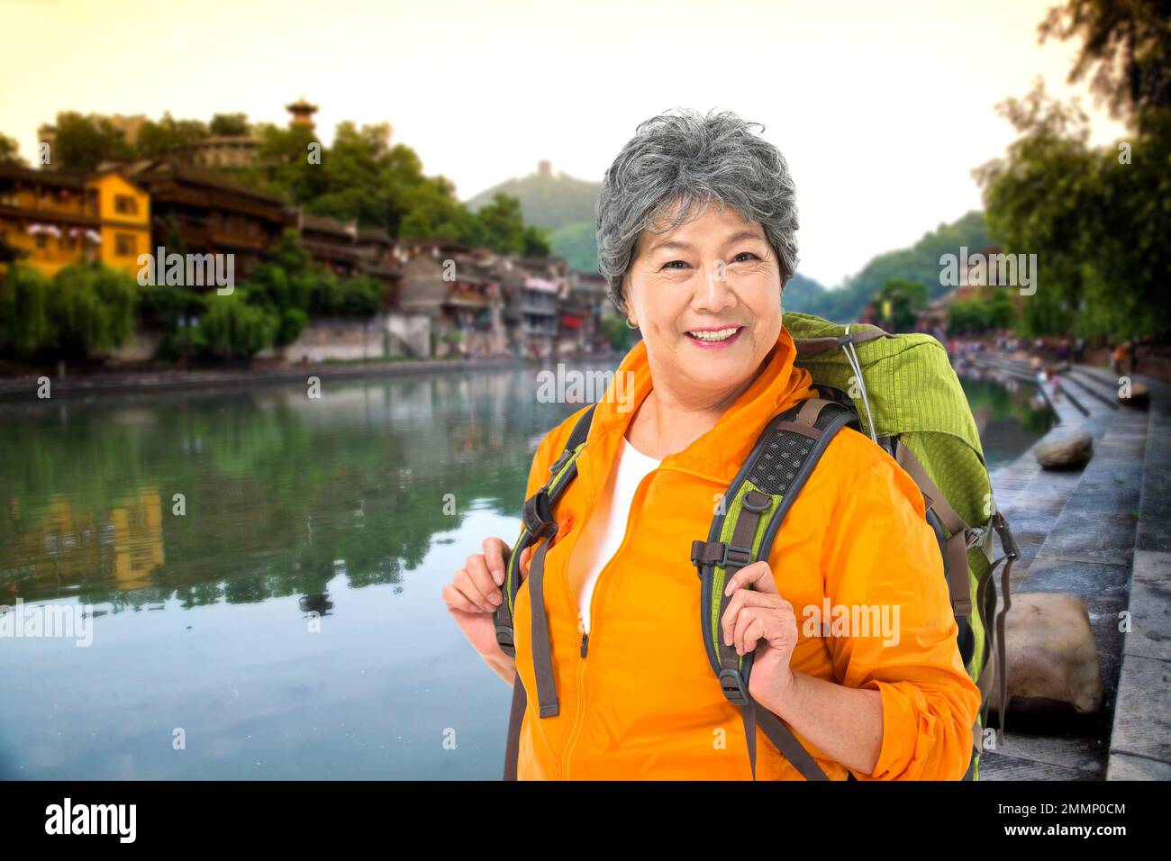 Elderly outdoor hi-res stock photography and images - Alamy