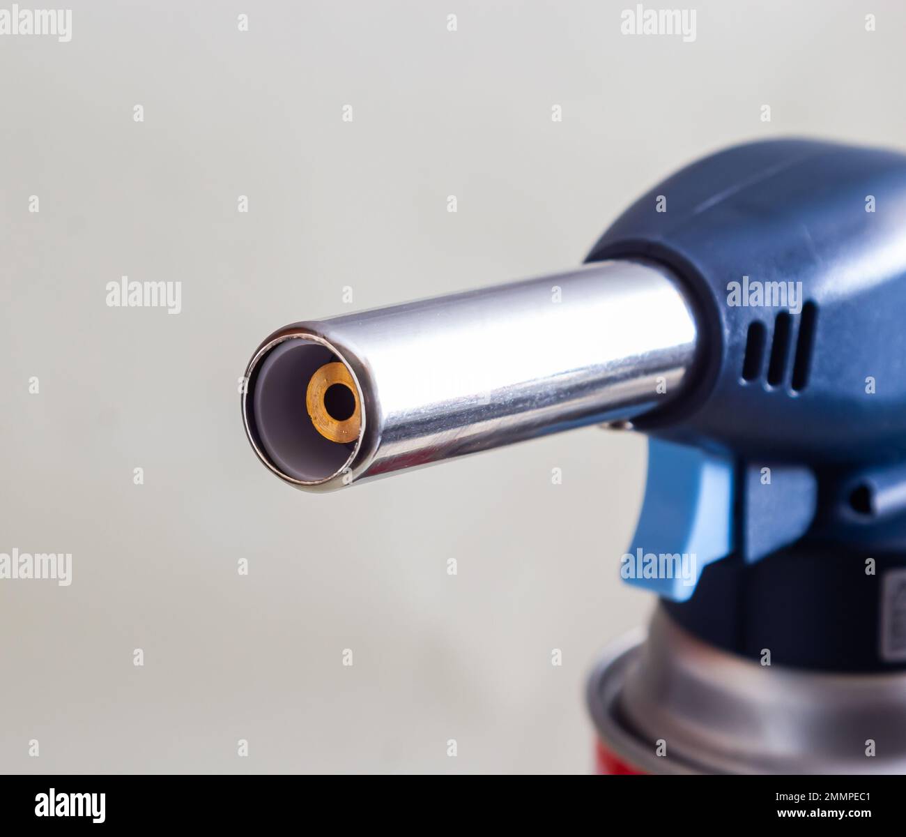 Gas can with manual torch burner blowtorch isolated on white background ...