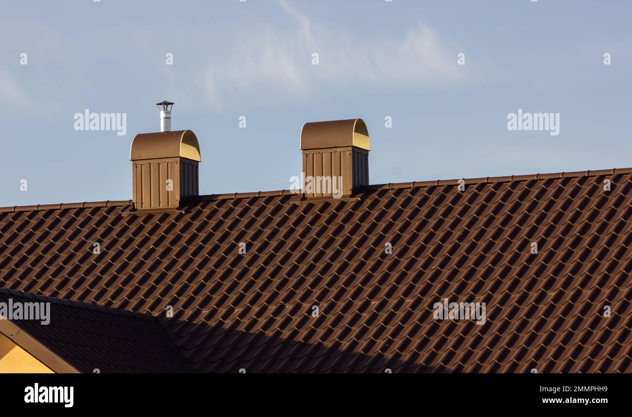 Roof metal types roofing materials hi-res stock photography and images ...