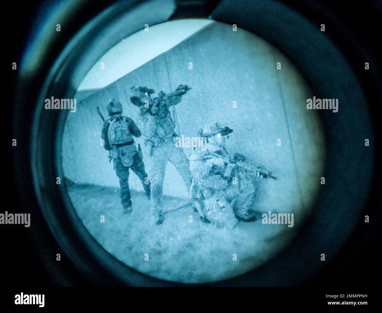 United Kingdom Royal Marines from 45 Commando and U.S. Army Green ...