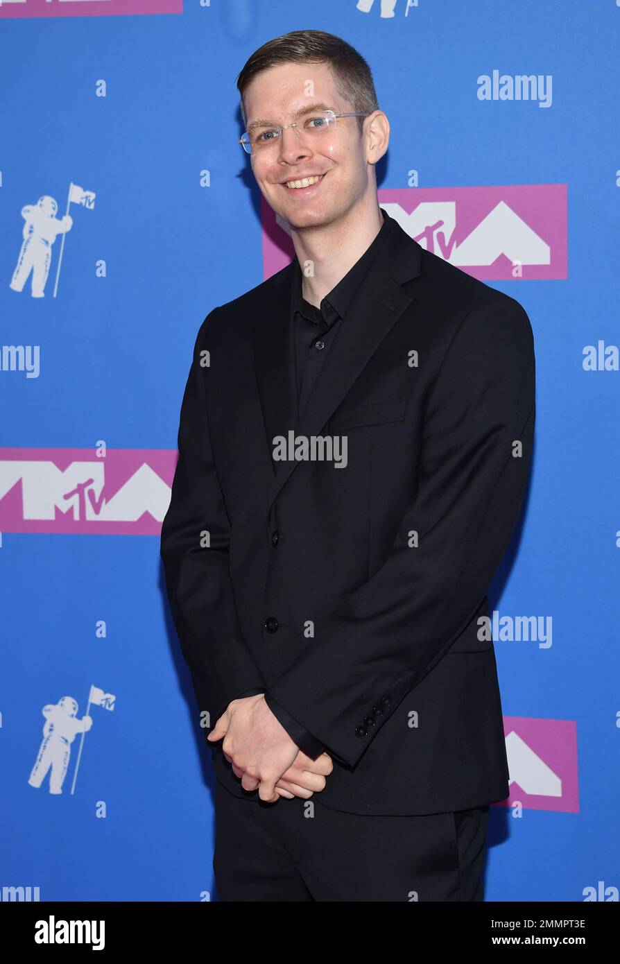 Jacob Williams arrives at the MTV Video Music Awards at Radio City ...