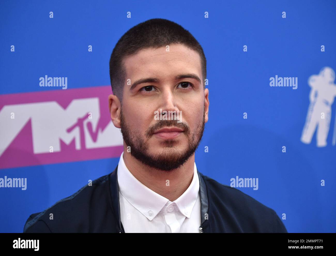 Vinny Guadagnino arrives at the MTV Video Music Awards at Radio City ...