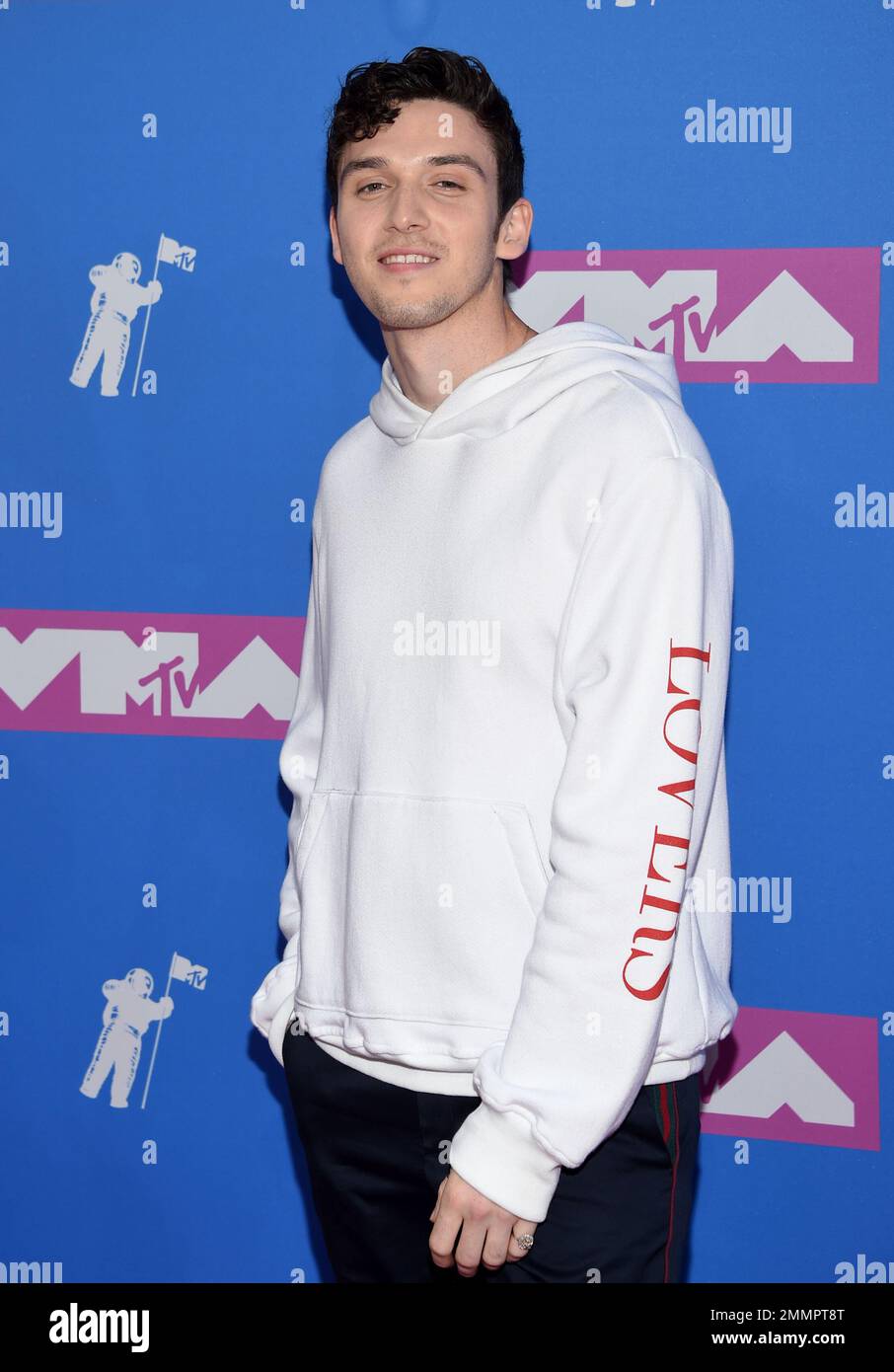 Lauv arrives at the MTV Video Music Awards at Radio City Music Hall on ...