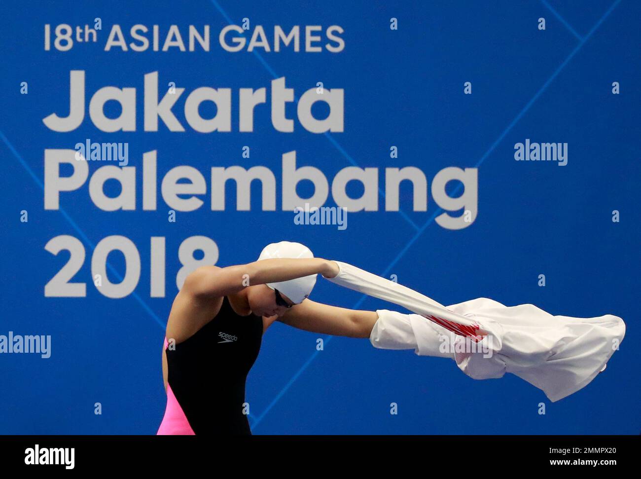 China's Zhu Menghui prepares for the women's 100m freestyle final ...