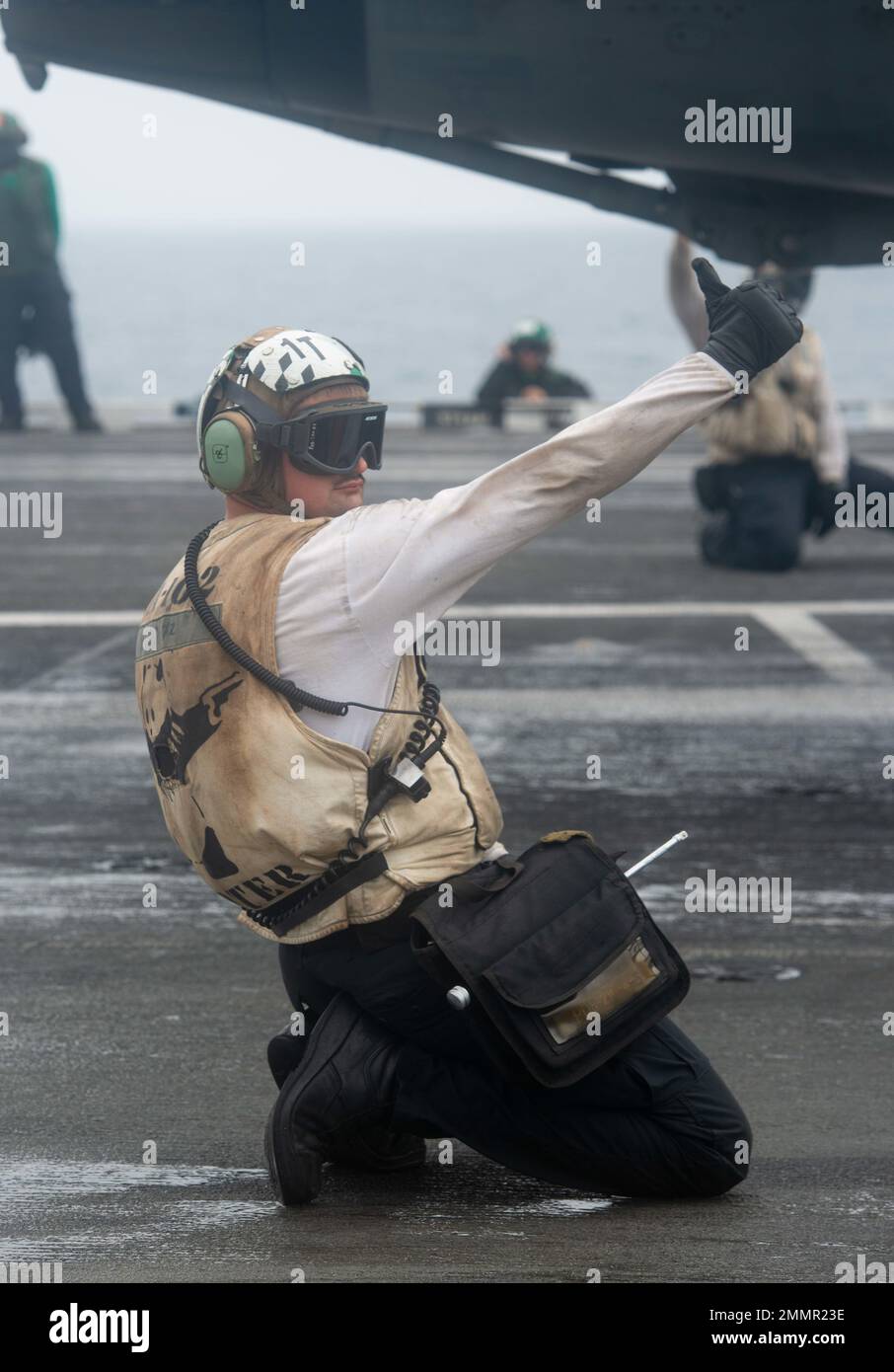 220922-N-LI114-1005 PHILIPPINE SEA (Sept. 22, 2022) Aviation ...