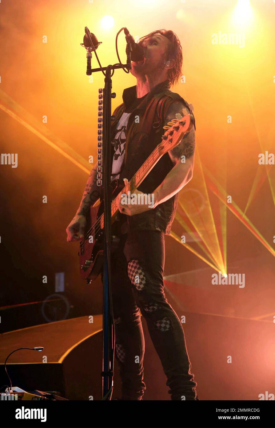 Eric Bass with Shinedown performs as the opener for Godsmack at ...