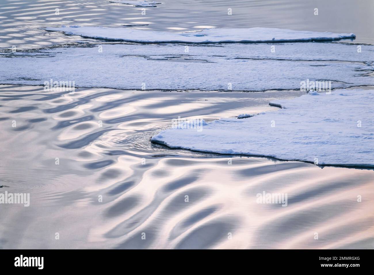 View sea ice patterns hi-res stock photography and images - Alamy