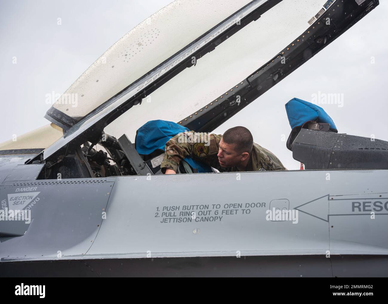 U.S. Air Force Tech. Sgt. Shawn Whetstone, aircraft fuels system ...