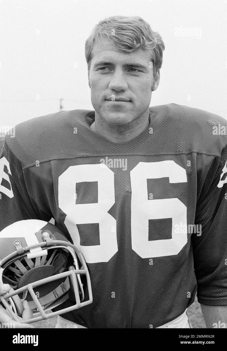 Fred Hill (86) of the Philadelphia Eagles is pictured in Philadelphia ...