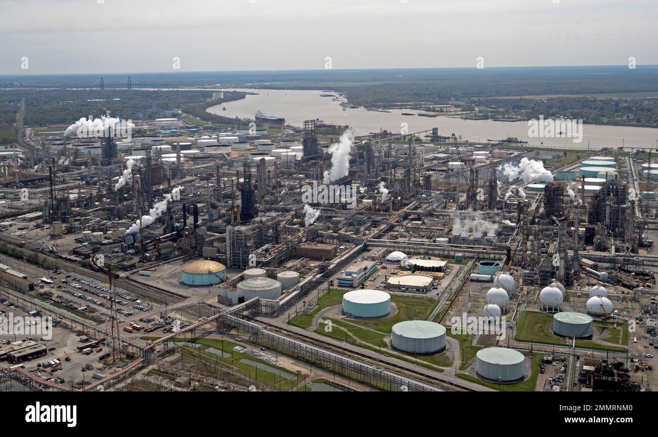 This March 8, 2018, photo, shows the Shell Norco oil refinery along the ...