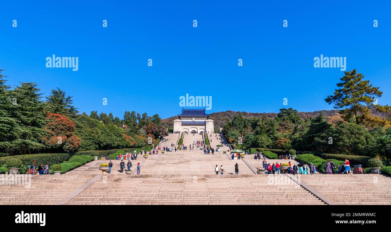 Sun yat-sen's mausoleum in nanjing Stock Photo - Alamy
