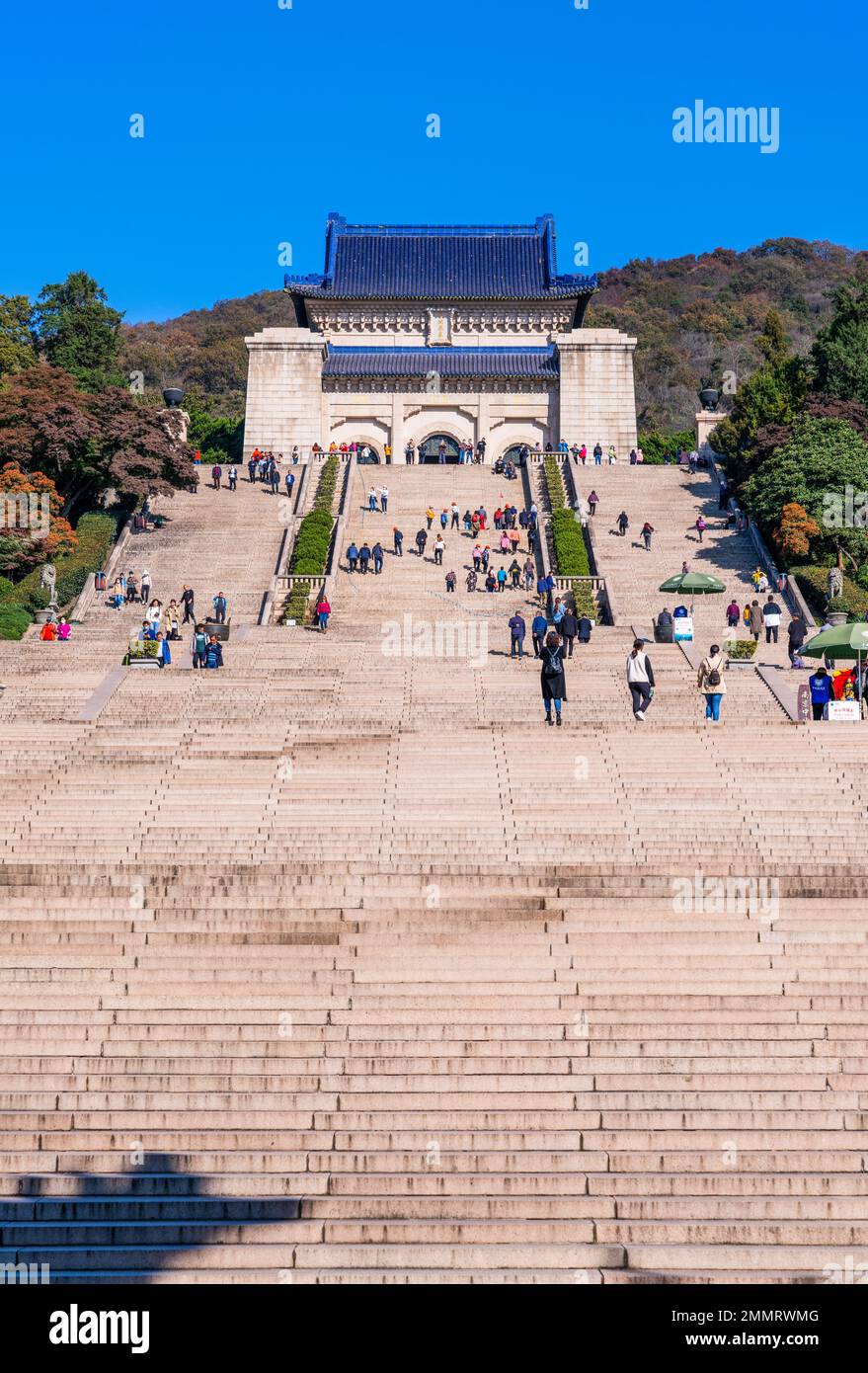 Sun yat-sen's mausoleum in nanjing Stock Photo - Alamy