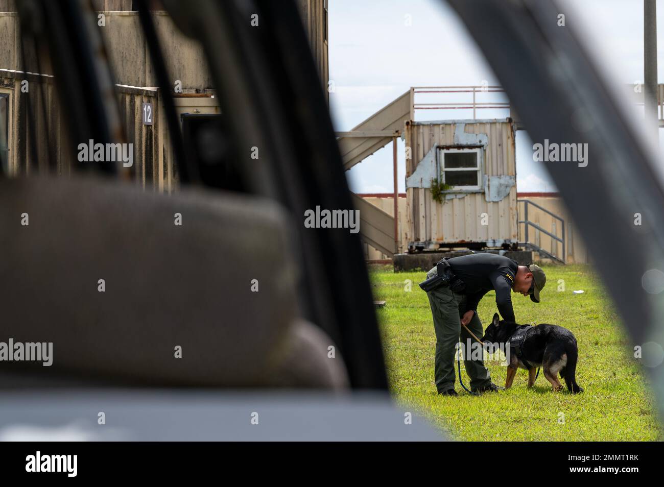 Officer Ben Cruz, Guam Police Department Special Weapons and Tactics ...