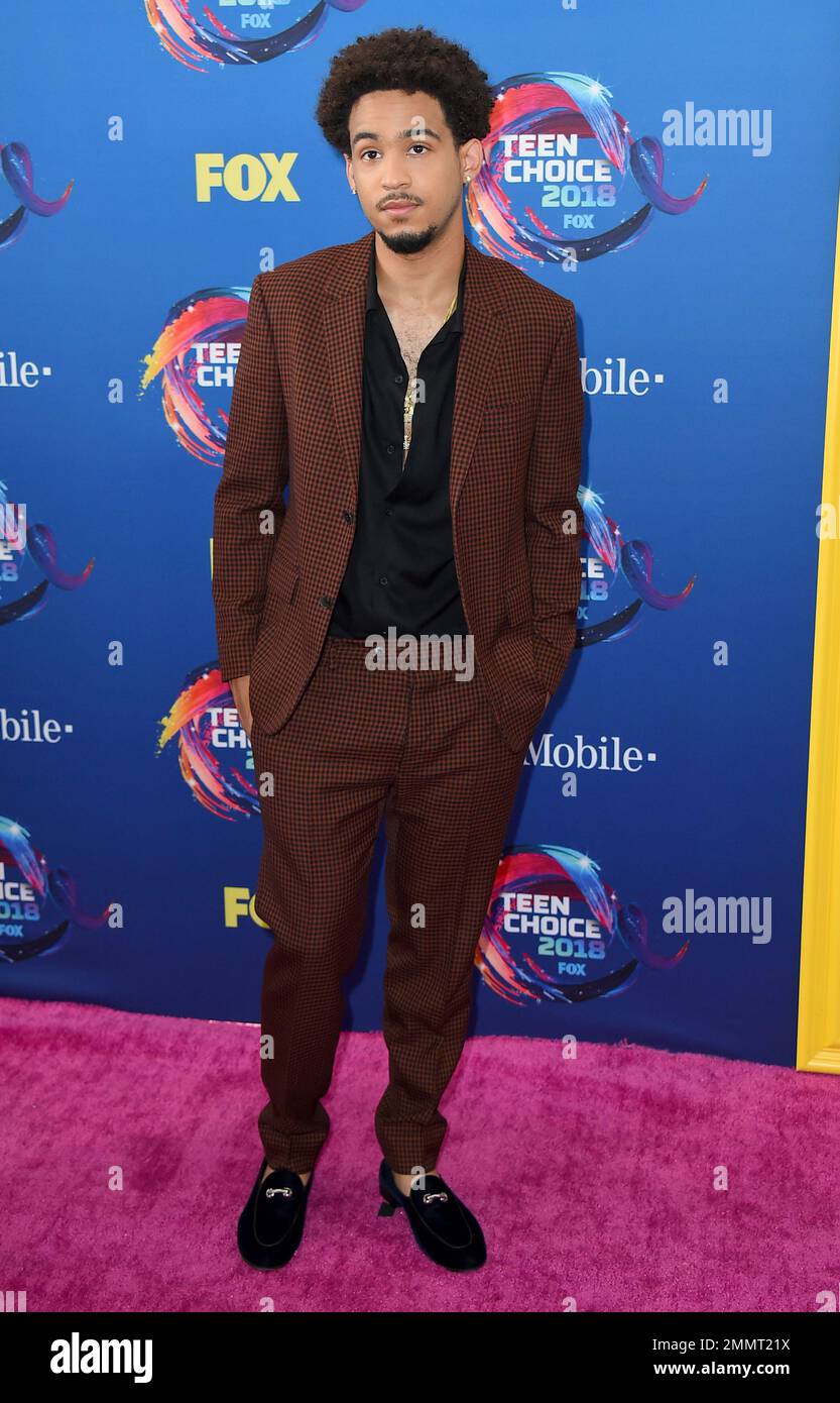 Jorge Lendeborg Jr. arrives at the Teen Choice Awards at The Forum on ...