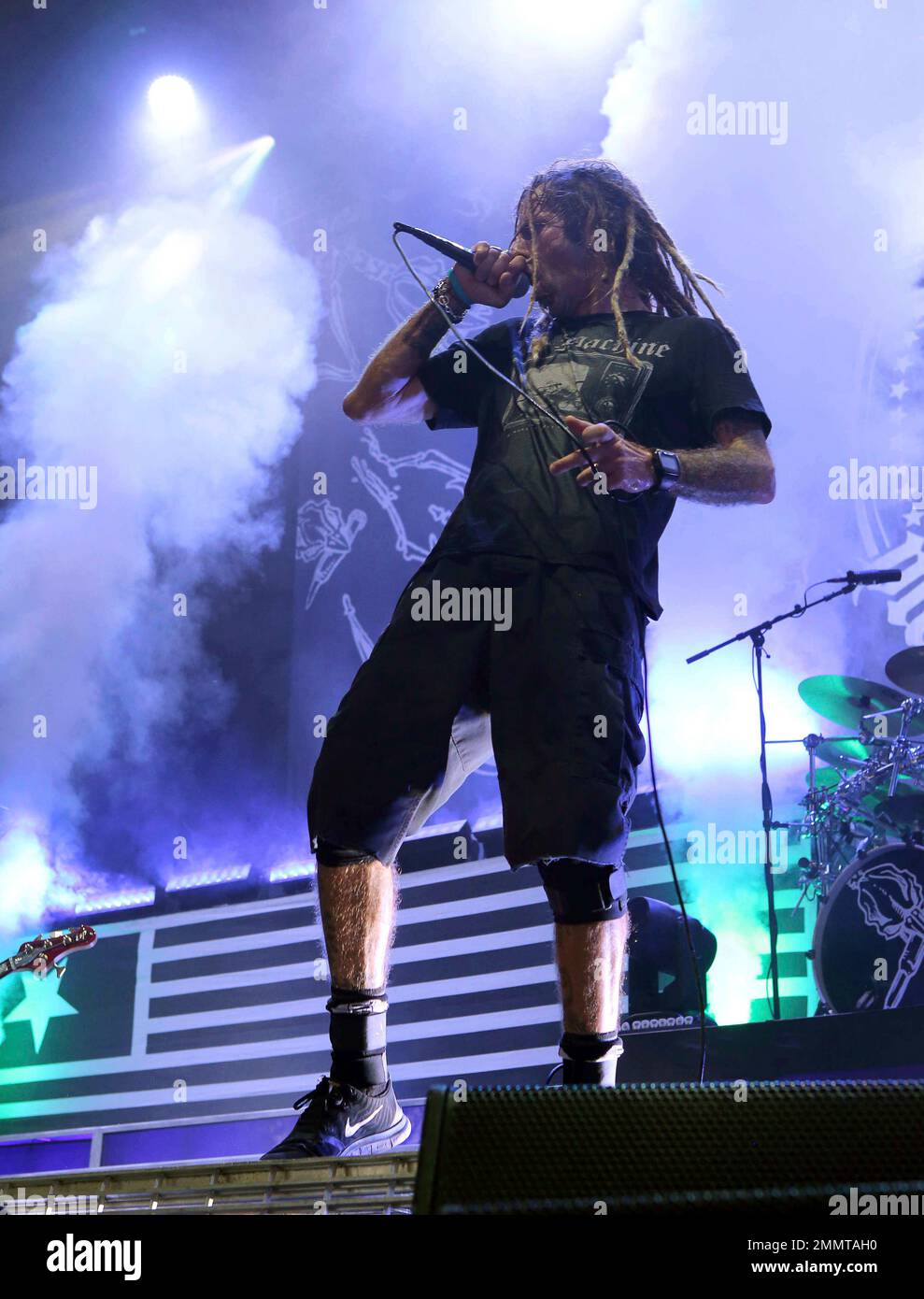 Randy Blythe with Lamb of God performs as the opener for Slayer at ...