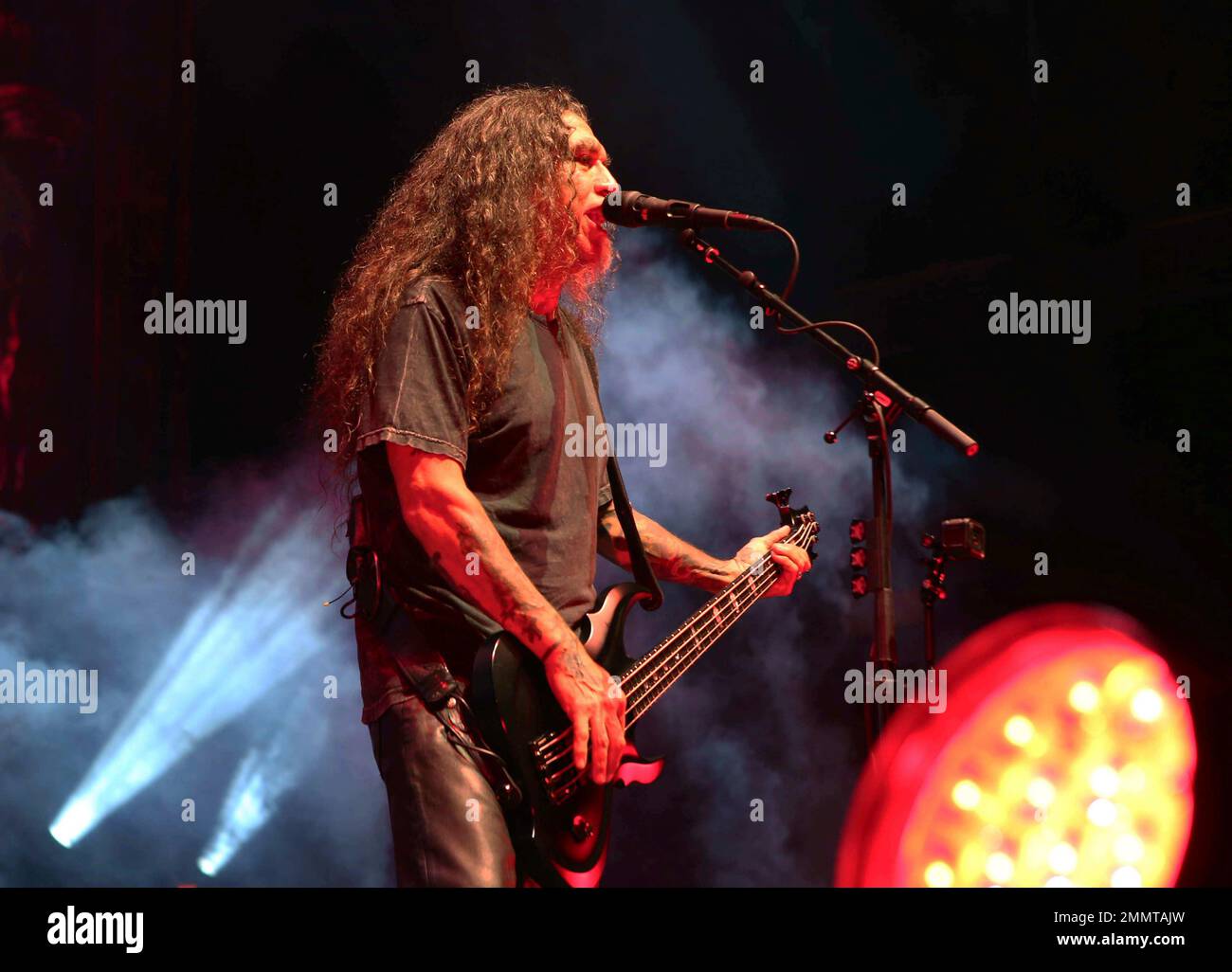 Tom Araya with Slayer performs as the opener for Slayer at Cellairis ...