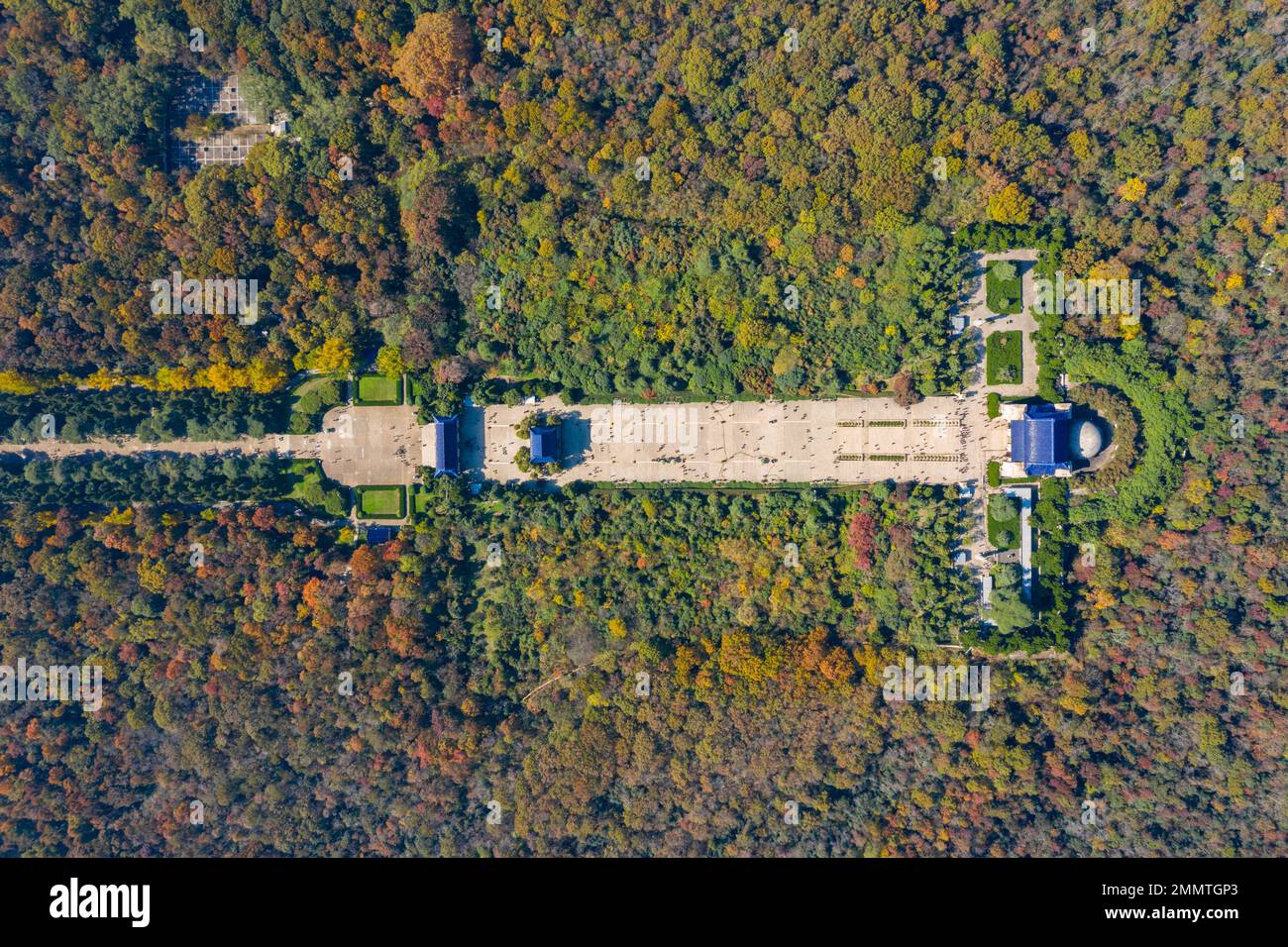 Sun yat-sen's mausoleum in nanjing Stock Photo - Alamy