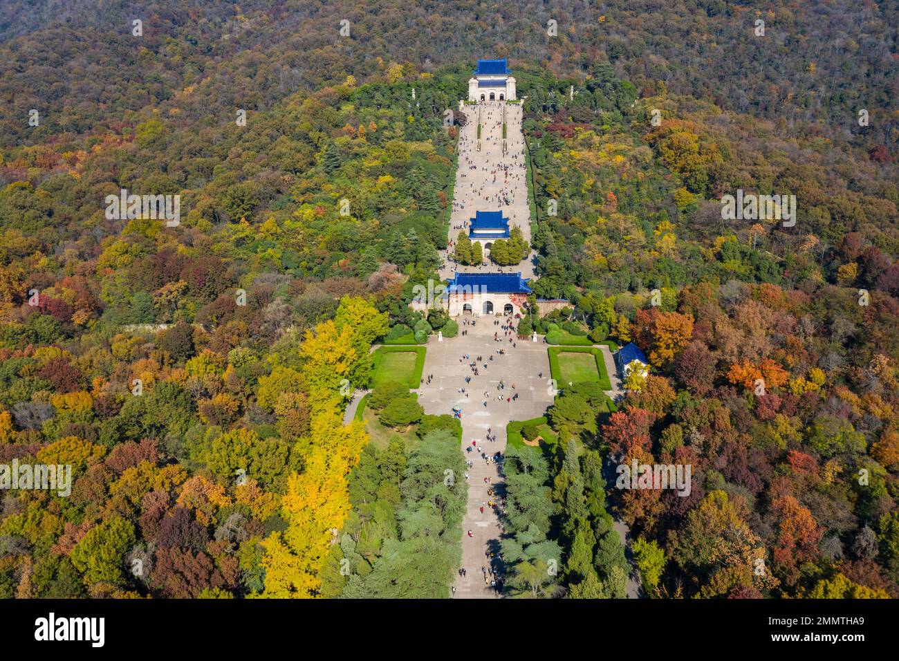 Sun yat-sen's mausoleum in nanjing Stock Photo - Alamy