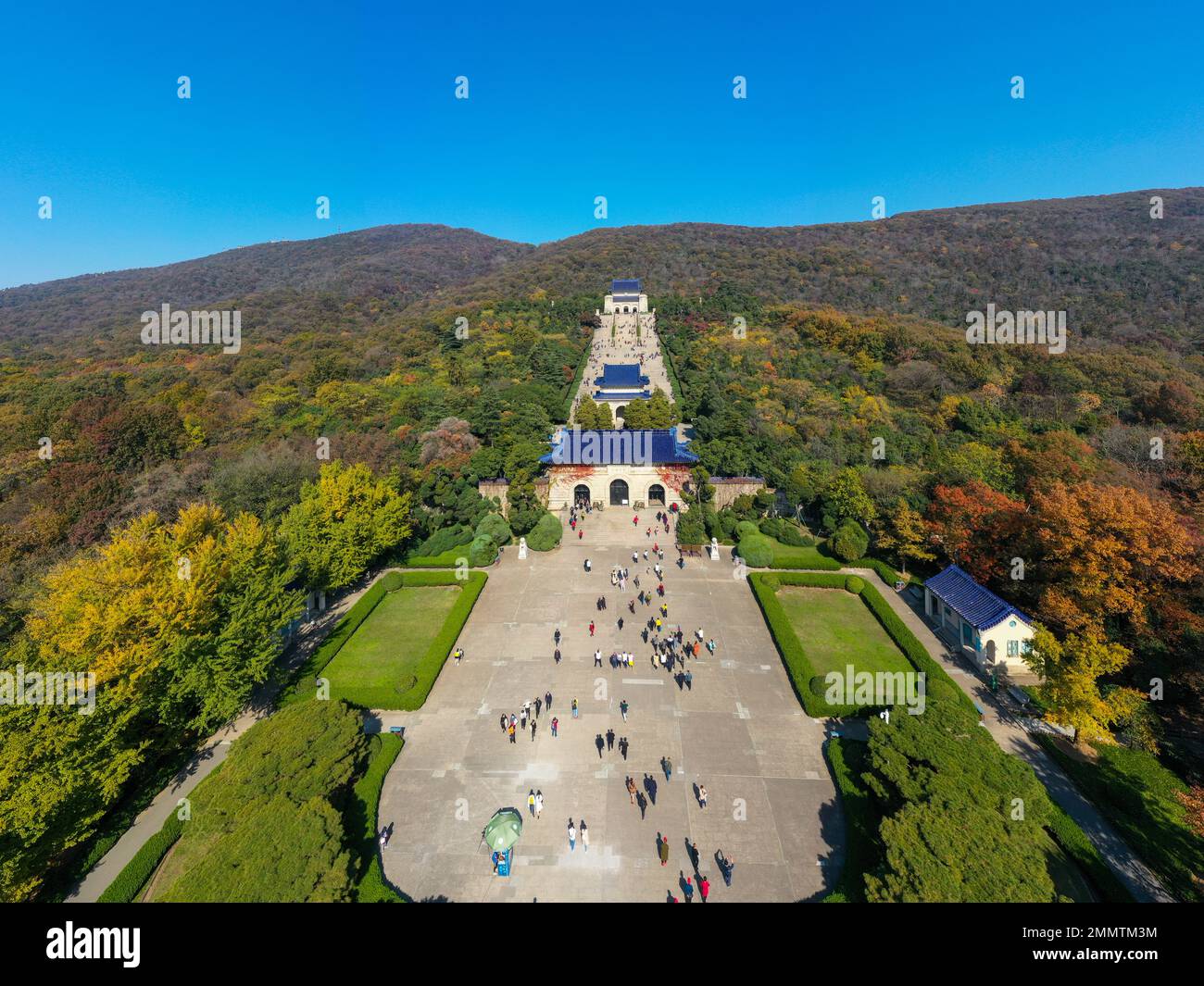 Sun yat-sen's mausoleum in nanjing Stock Photo - Alamy