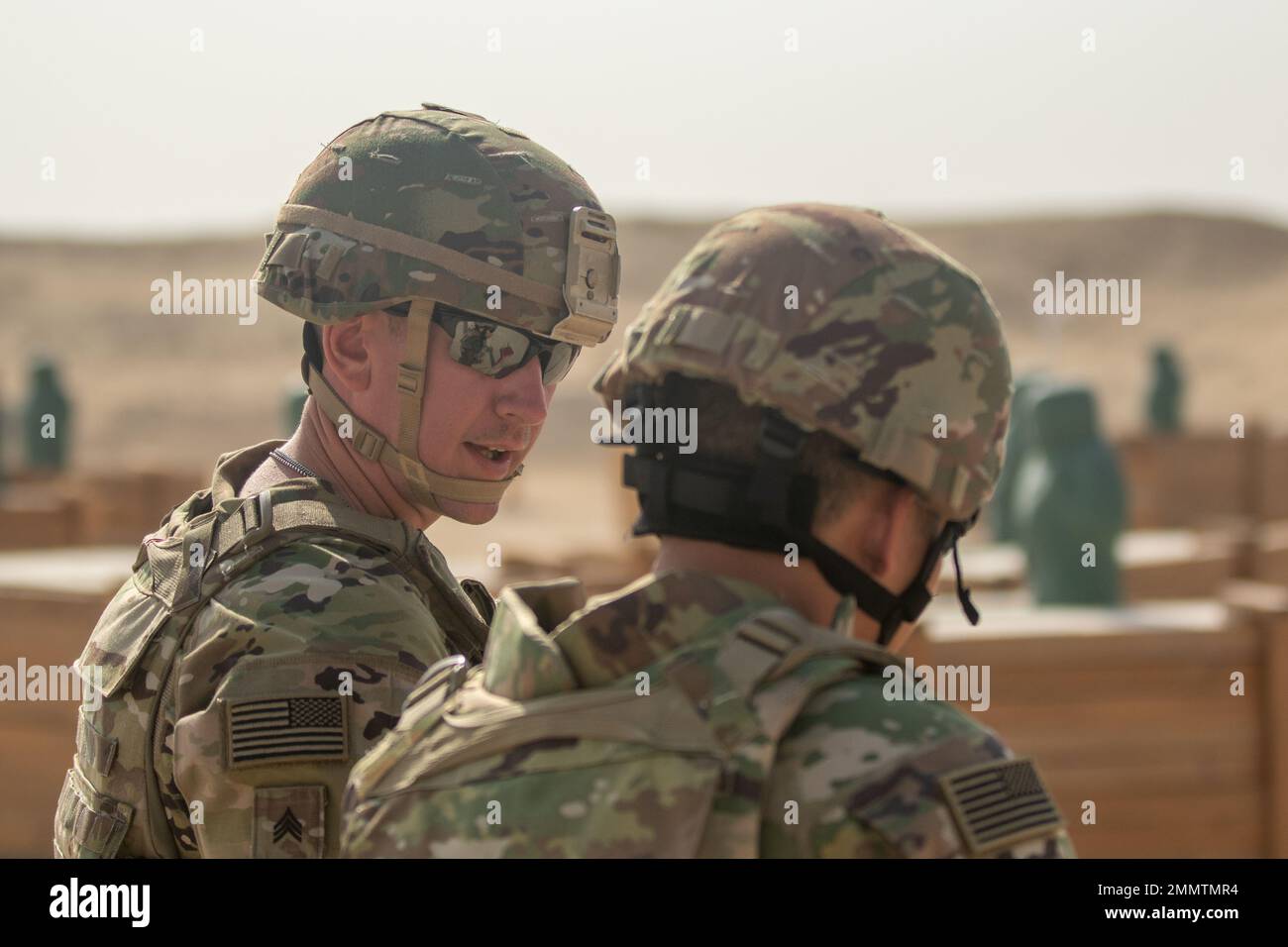 U.S. Army Soldiers from the 35th Infantry Division conduct M17 and M4 ...