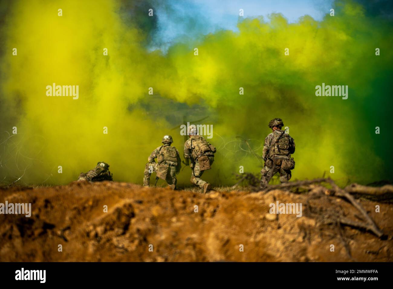 U.S. Army paratroopers assigned to 54th Brigade Engineer Battalion ...